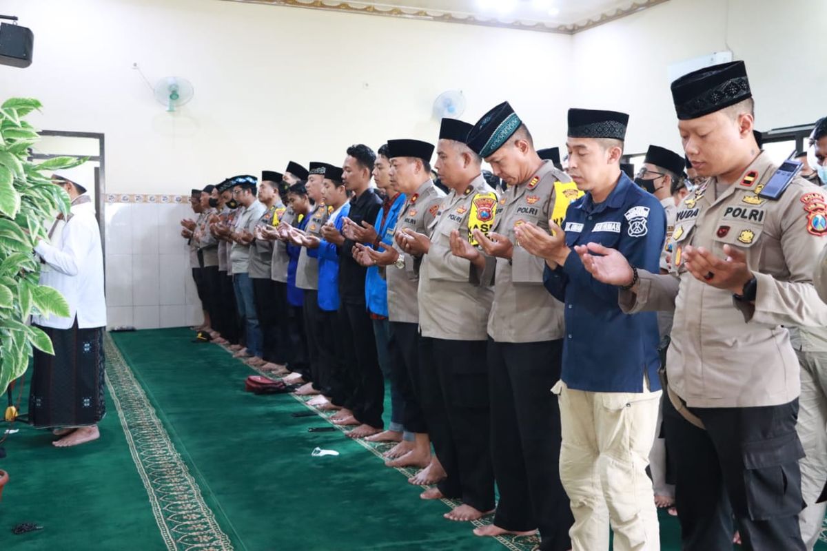 Sholat Gaib: Jembatan Doa untuk Mereka yang Telah Pergi